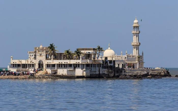 10 Famous Indian Mosques