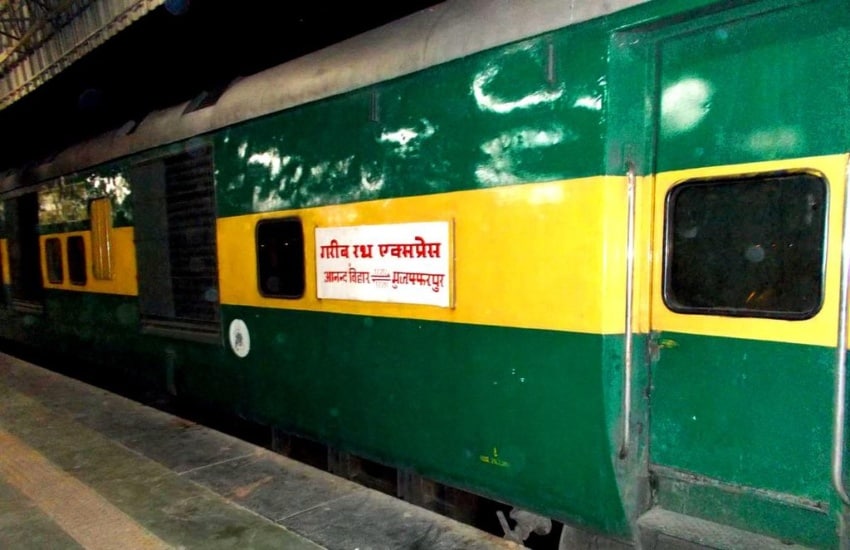8 Best Premium Trains of Indian Railways