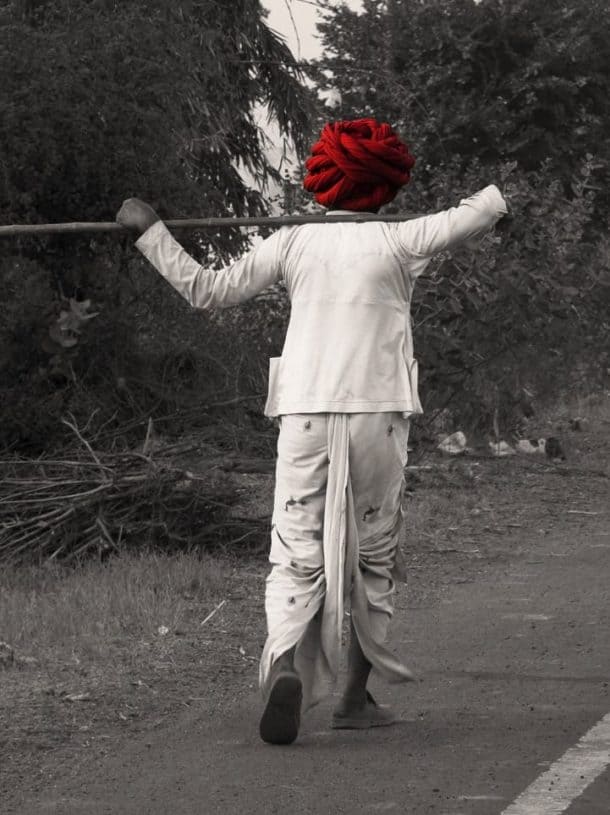 10 Traditional Dresses of India